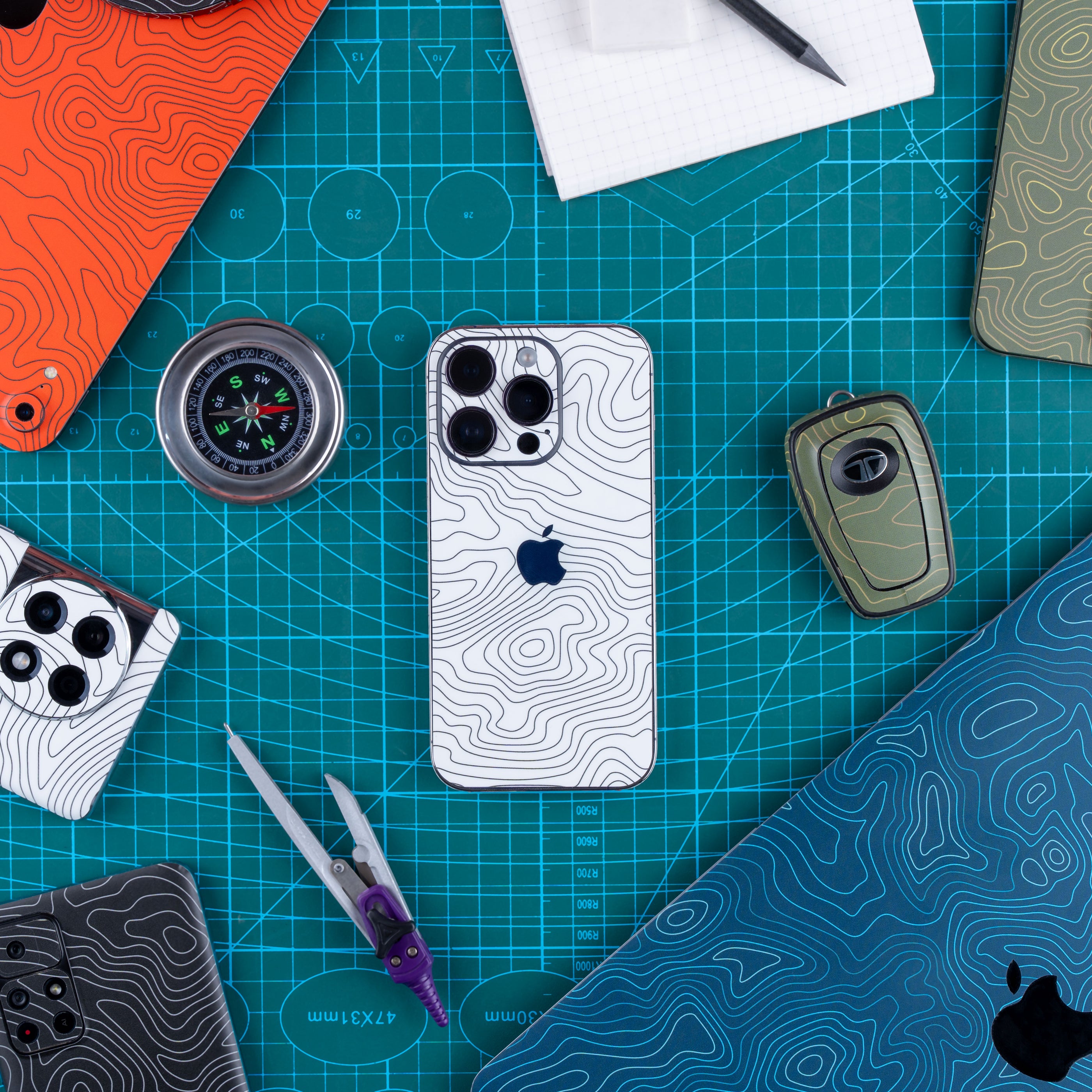 Apple iPhone Skins & Wraps » Capes
